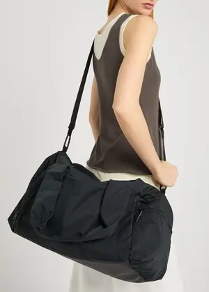 Vuori Taffeta Gym Bag