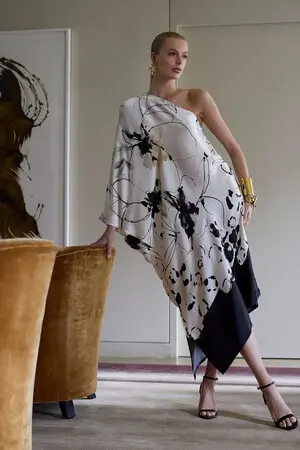 Natori Yumi One-shoulder Silk Caftan