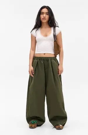 BDG URBAN OUTFITTERS Bella Lace Trim Crop T-shirt