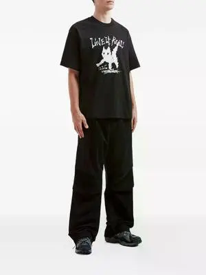 Izzue Graphic Print T-shirt - Black