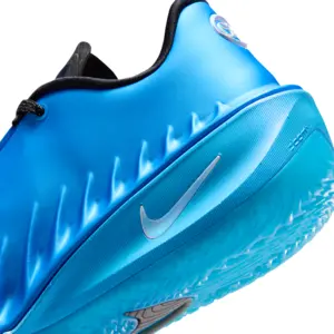 Nike G.t. Cut Basketball Shoes - Blue