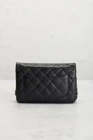 Chanel Caviar Wallet On Chain