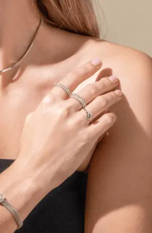 BEARFRUIT JEWELRY Cassie Band Ring