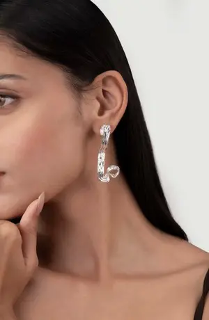 NAVEDA Naisa Drop Earrings - Silver