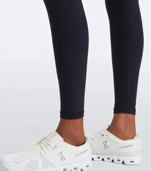The Upside Peached Leggings - Black