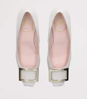 ROGER VIVIER Leather Belle Vivier Trompette Pumps - White