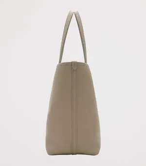 Burberry Medium Leather Bloomsbury Tote - Pink