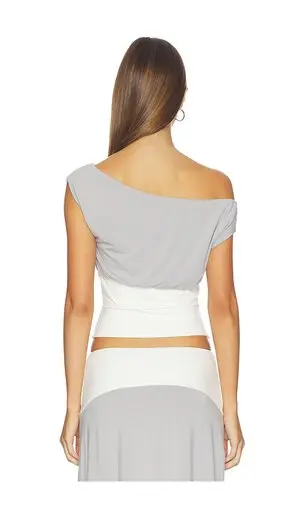 TIGER MIST Off-shoulder Top
