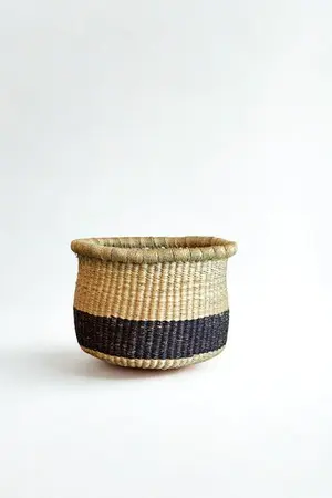 MBARE Handwoven And Black Planter Basket - Natural