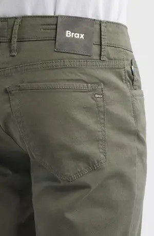 BRAX Chuck Modern Fit Five-pocket Pants - Olive