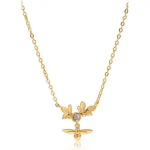 LA MENO Honey Bee Pendant Necklace - Gold