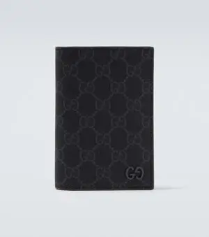 Gucci Gg Canvas Passport Holder - Black