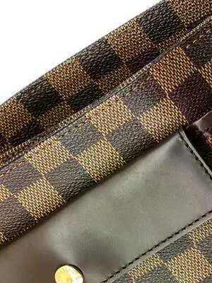 LOUIS VUITTON Aubagne Damier Shoulder Bag - Brown