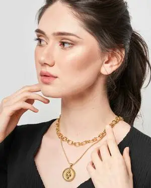 SOPHIE BLAKE Marta Medallion Pendant Necklace - Gold
