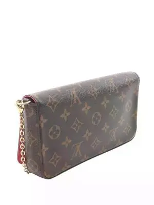 LOUIS VUITTON 2021-2026 Monogram Christmas Animation Vivienne Holywood Pochette Felicie - Brown