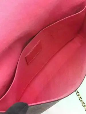LOUIS VUITTON 2021-2026 Monogram Christmas Animation Vivienne Holywood Pochette Felicie - Brown