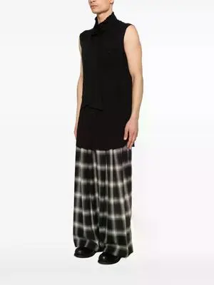 Yohji Yamamoto Sleeveless Tie Detailed Top