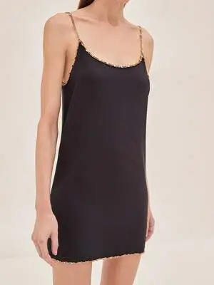 Alexis Madisson Dress With Gold Chain Detail - Black