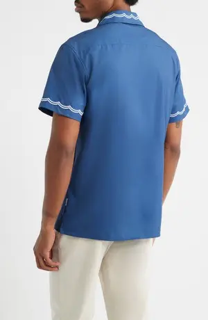 MAVRANS Waves Performance Camp Shirt