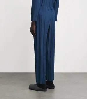 Issey Miyake Edge Pleat Straight Trousers - Navy