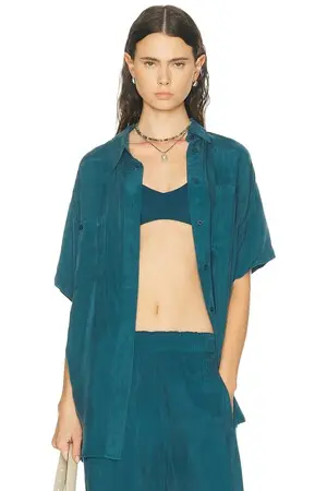 LEFT ON FRIDAY Day Trip Button-down Shirt