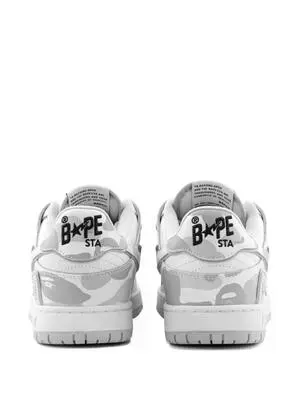A BATHING APE Star Camouflage Sneakers - White