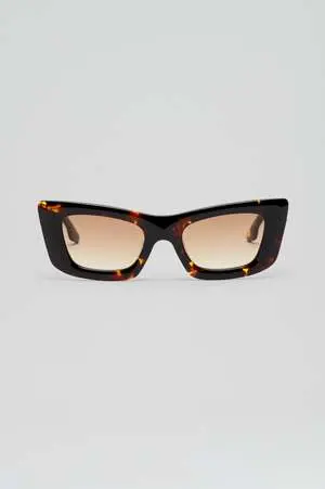 Scanlan Theodore Angular Cat Eye Sunglasses