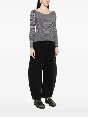 BEYOU Cashmere V-neck Sweater - Black