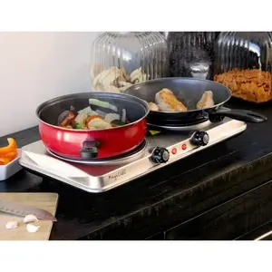 MEGACHEF Electric Portable Dual Burner Cooktop Buffet Range