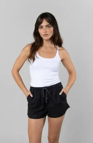 LEISURE LAB Linen Resort Short - Black