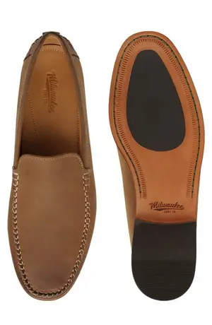 MILWAUKEE BOOT COMPANY Dells Loafer - Clay