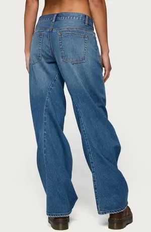 EDIKTED Maiah Low Rise Barrel Jeans
