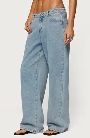 EDIKTED Dalina Low Rise Baggy Jeans