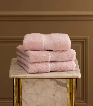 YVES DELORME Etoile Bath Towel - Pink