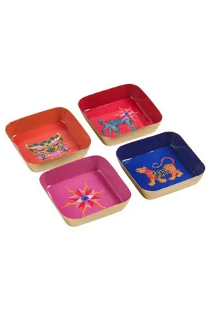 ZSA ZSA ZSU Nanpur Patterned Square Metal Decorative Tray 4 Pcs Set