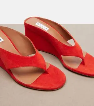 Alaïa Cube Suede Wedge Thong Sandals - Orange