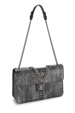 Chanel Perfect Edge Flap