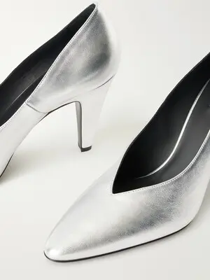 Alaïa 90 Metallic Leather Pumps - Silver