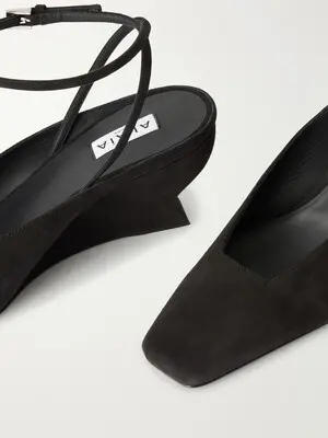 Alaïa Suede Wedge Pumps With Ankle Straps - Black