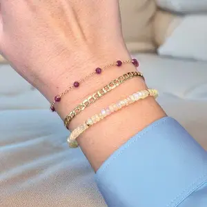 THE LOVERY 14k Yellow Gold Ethiopian Opal Bead Bracelet