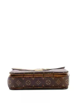LOUIS VUITTON Pochette Metis Reverse Monogram Canvas Crossbody Bag - Brown