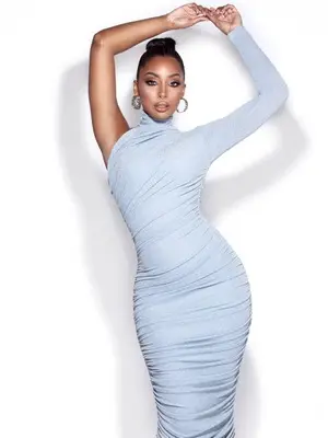 MISS CIRCLE NEW YORK Peyton One Sleeve Ruched Pencil Dress