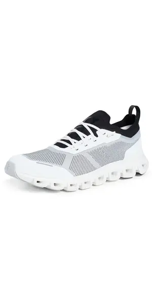 On Versa Sneakers - White/black