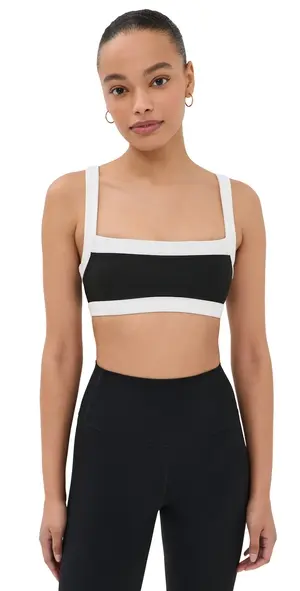 FORM Straight Neck Bra - Black/white