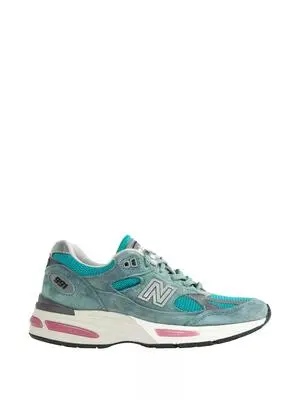 NEW BALANCE Logo-patch Panelled Sneakers - Blue