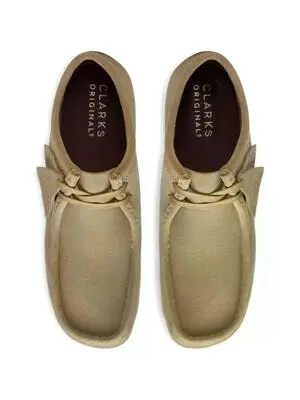 Clarks Wallabee Suede Boots - Neutrals