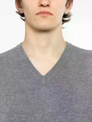 N.peal Burlington V-neck Jumper - Grey