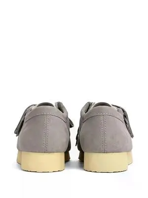Clarks Wallabee Lace-up Suede Boots - Grey