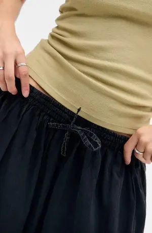 BDG URBAN OUTFITTERS Irina Balloon Pants