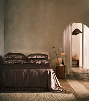 Gingerlily Silk Mocha Super King Fitted Sheet